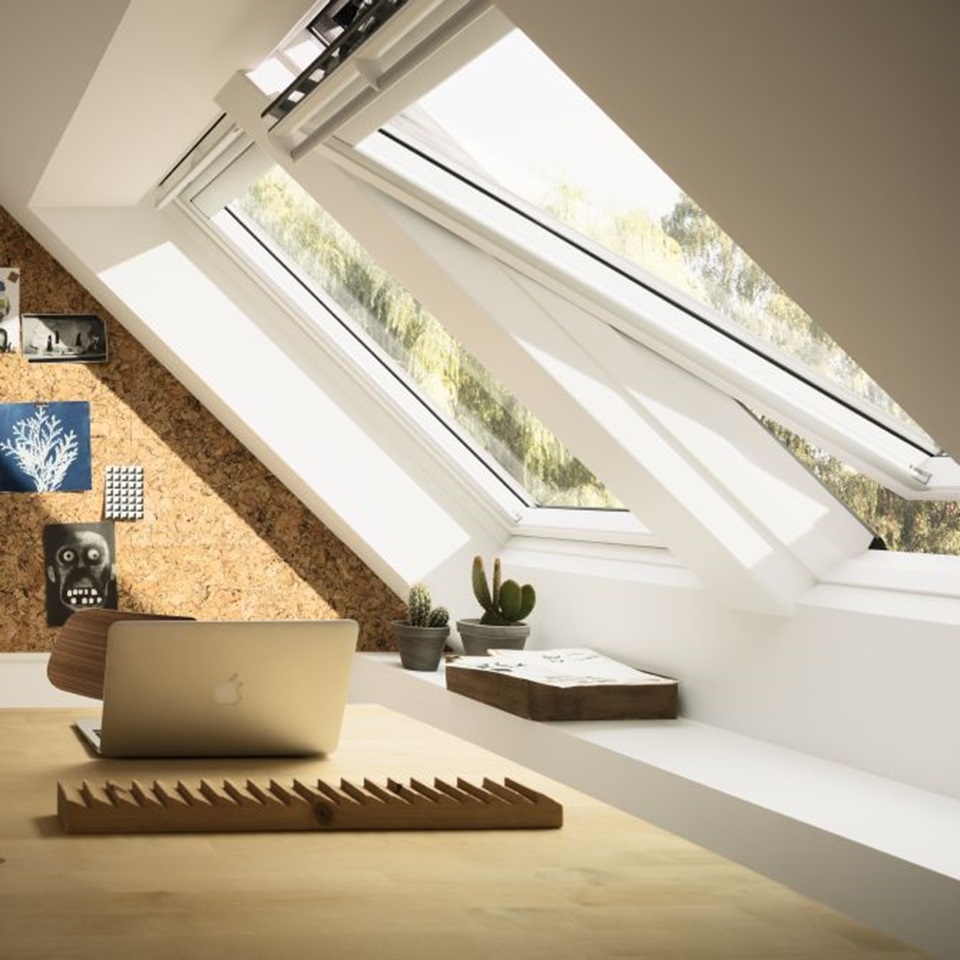 VELUX Electric Roof Window l The Roof Window Store