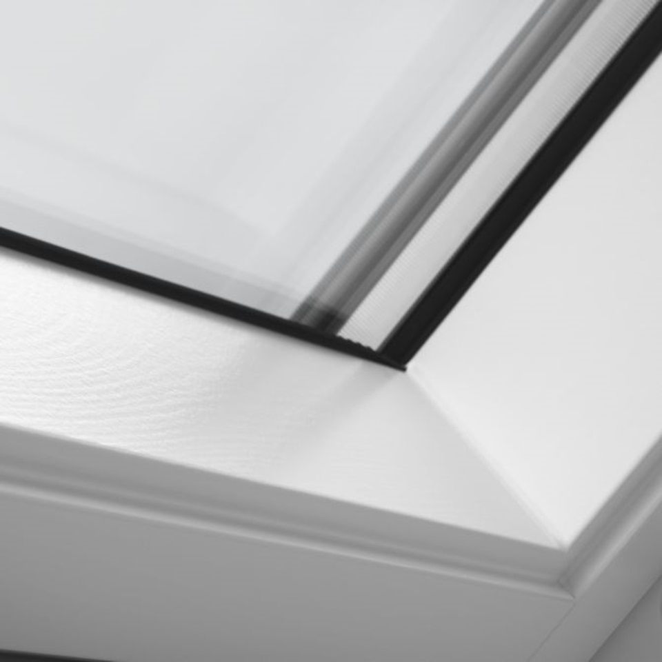 VELUX GGL Centre-Pivot Roof Window l The Roof Window Store